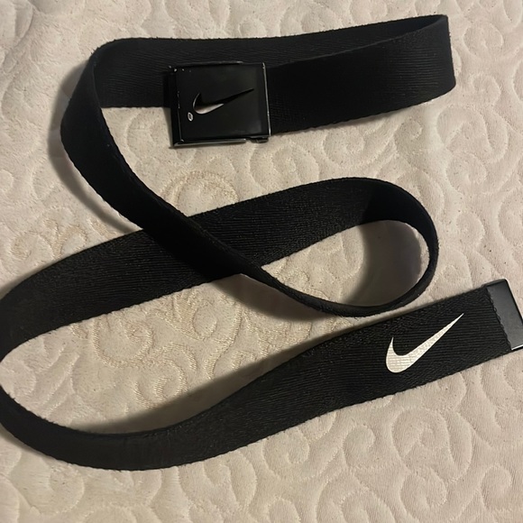 Nike | Accessories | Nike Golf Belt One Size Black Mens | Poshmark
